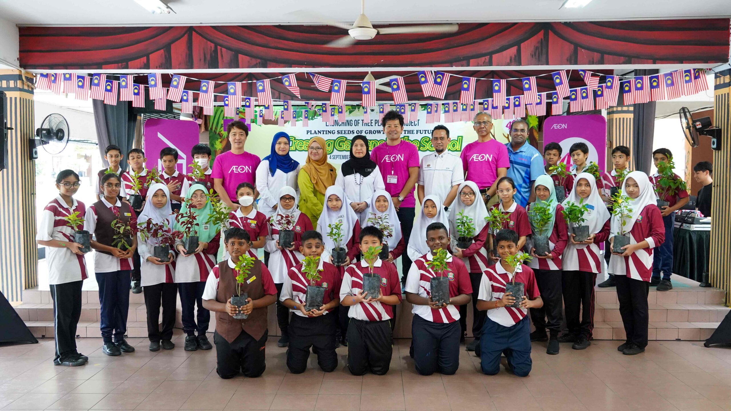AEON Celebrates 40th Anniversary With Tree Planting Initiative