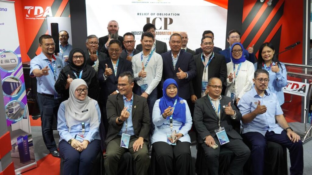 Twelve Industry Leaders Honoured for ICP Impact